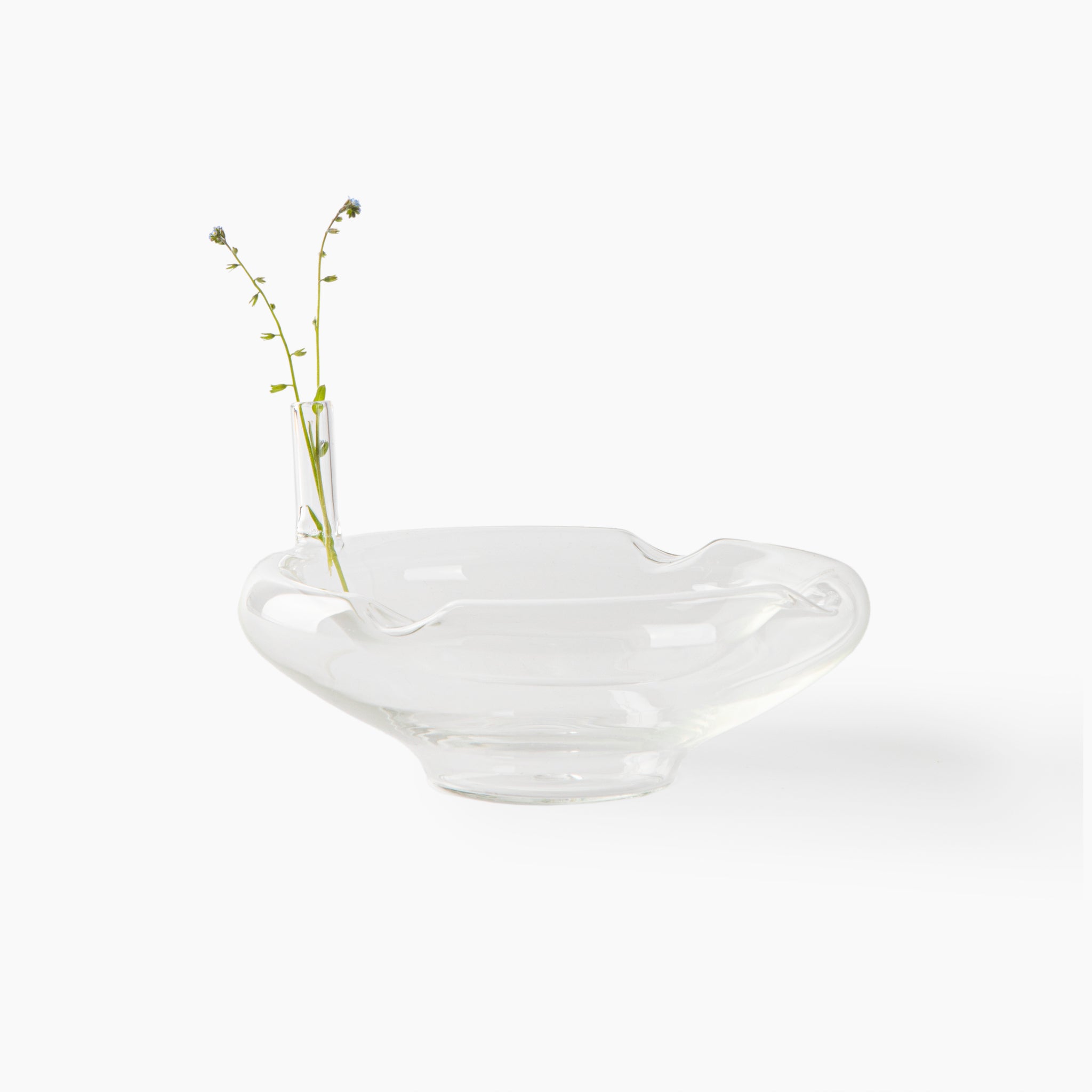 Isacco – Posacenere in vetro soffiato dal design unico e sostenibile